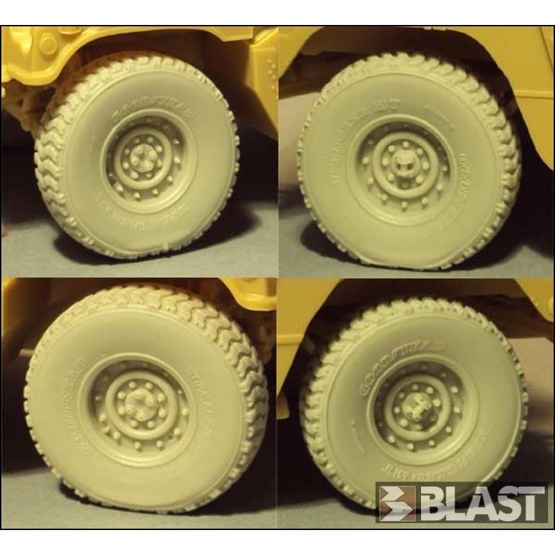 BL35162K US HUMVEE SAGGED AGGRESSIVE PATTERN 4 DIFFERENT WHEELS