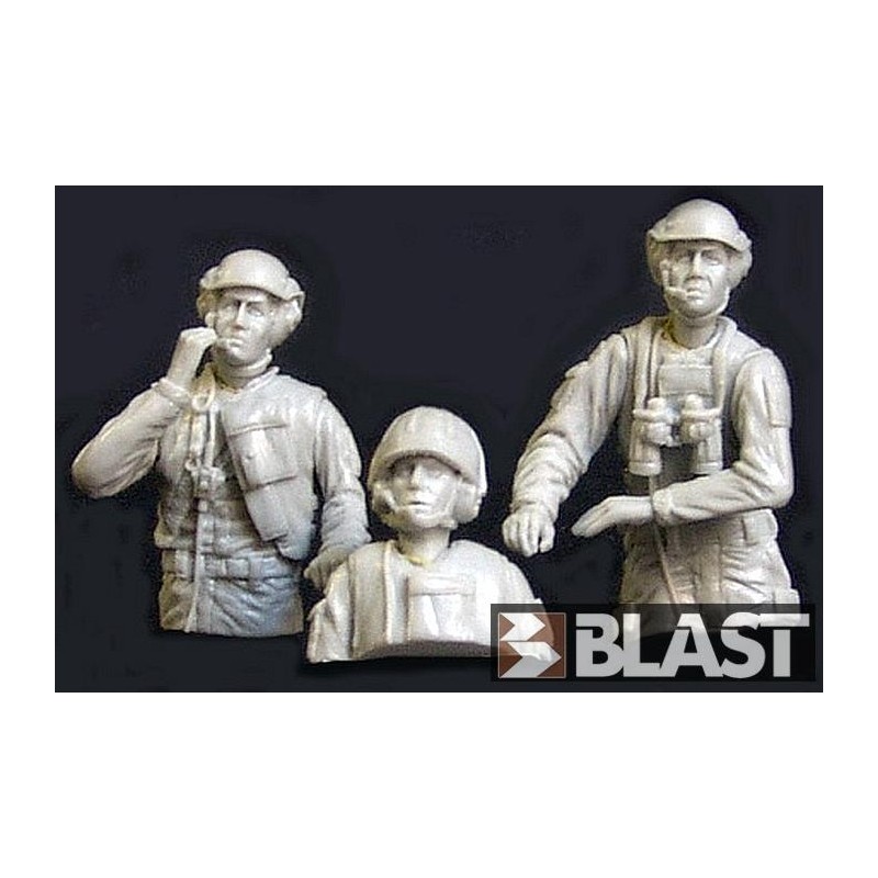 BL35055F BRITISH MODERN TANK CREW*